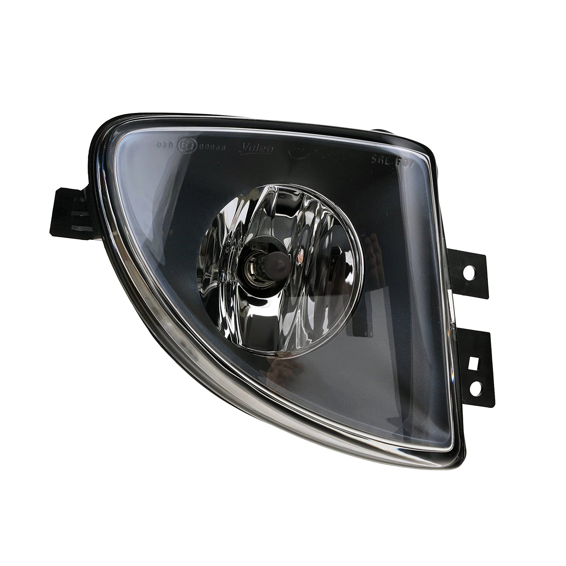 BMW F10 Fog Light Right 63177216888 – ELIBUYUK OTOMOTIV